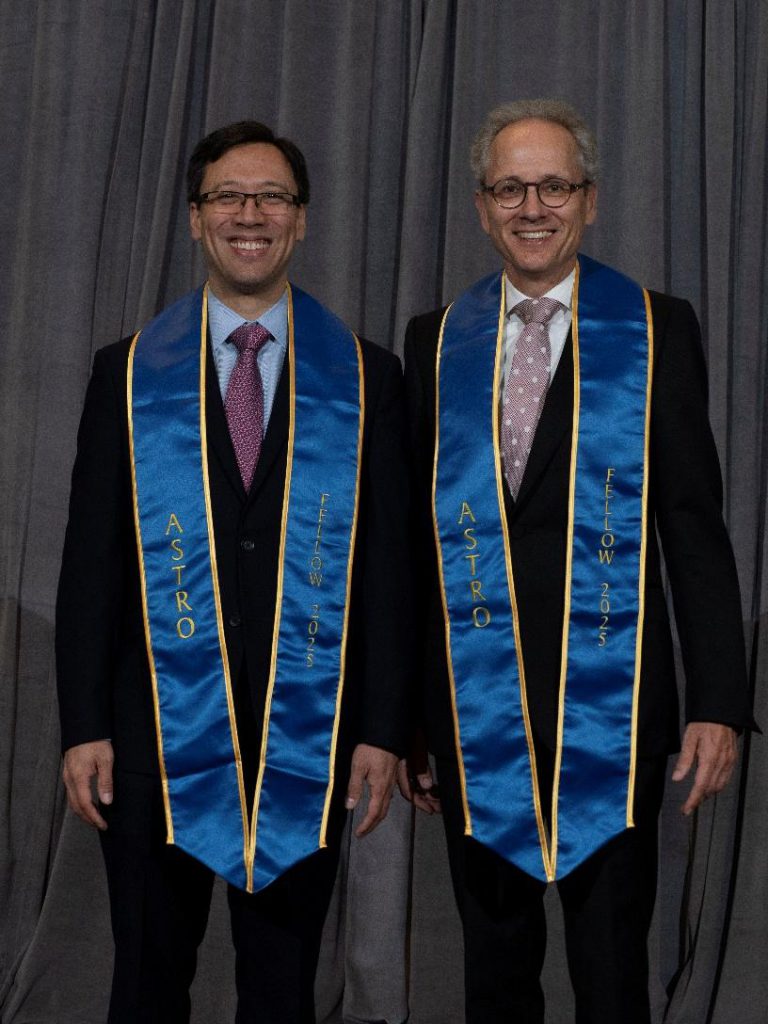 Zwei deutsche Radioonkologen, Prof. Dr. Hans T. Eich und Dr. Andreas ...
